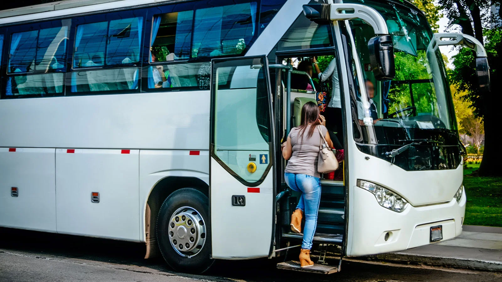 Fort Lauderdale Tour & Excursion Bus Charters